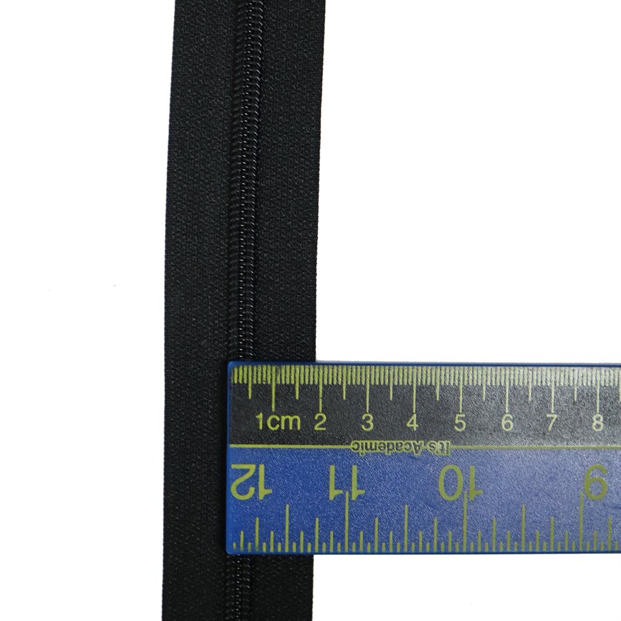 Coil Zipper Chain #5 Black